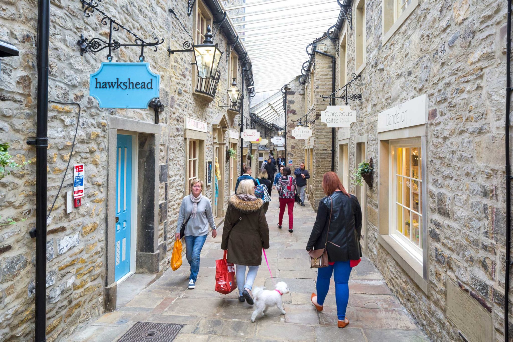 Craven Court Shopping Centre - Praxis Retail